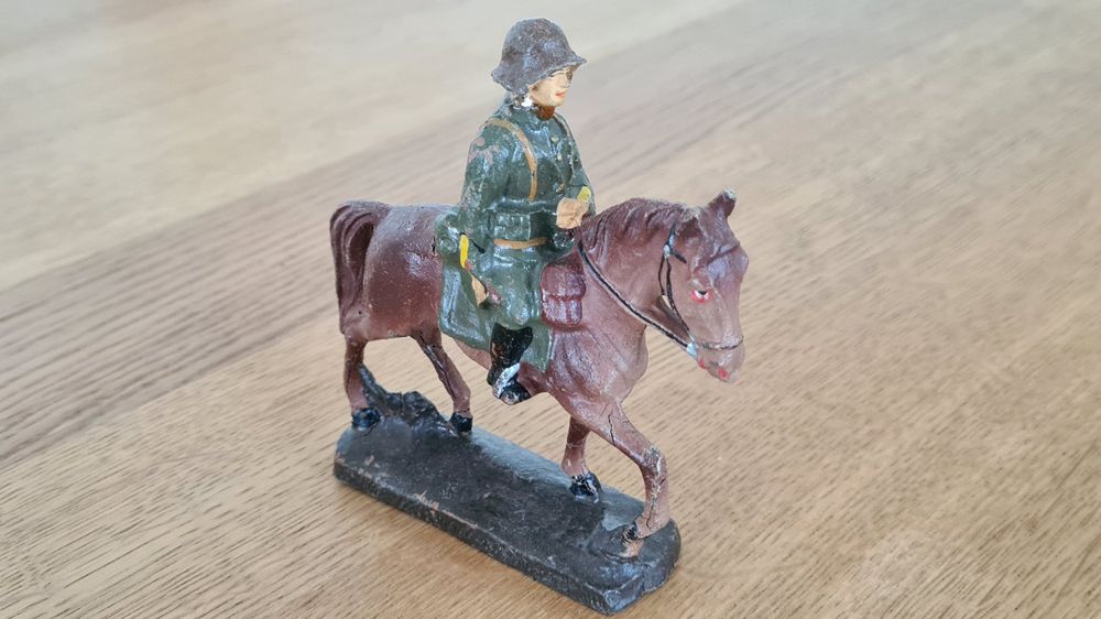DURO Austria Militär Elastolin Soldat auf Pferd WW2 1930/40 (Gebraucht) in Winterthur für CHF 25 ...