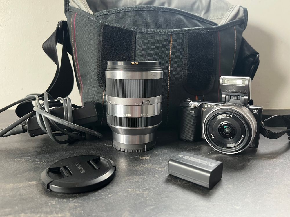 Sony Nex 5 mit 18-200mm f3.5-6.3 und 16mm f2.8 (Gebraucht) in Döttingen ...