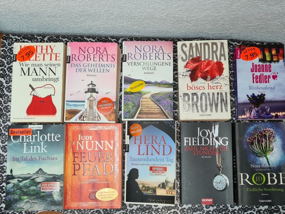 10 Bücher Nora Roberts- J.D.Robb/Joy Fielding/Hera Lind ect. | Kaufen ...