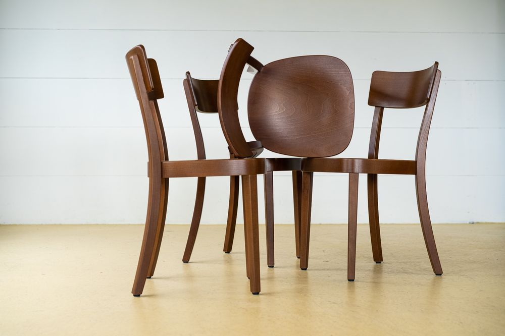 Swiss Design: Horgen Glarus Classic Stühle im Set (Neu (gemäss ...