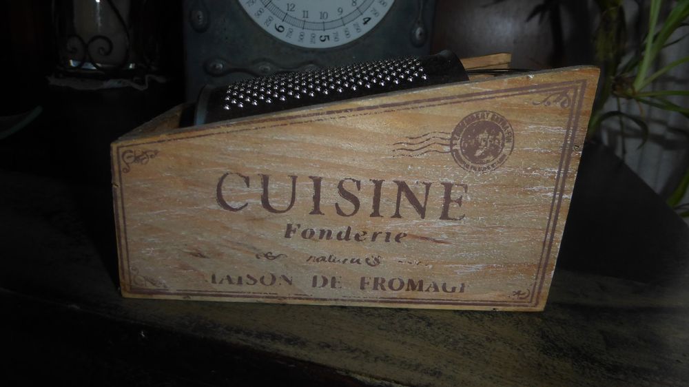 Vintage Küchen Raffel für Ingwer Zitronen Knoblauch ect Holz (Gebraucht ...