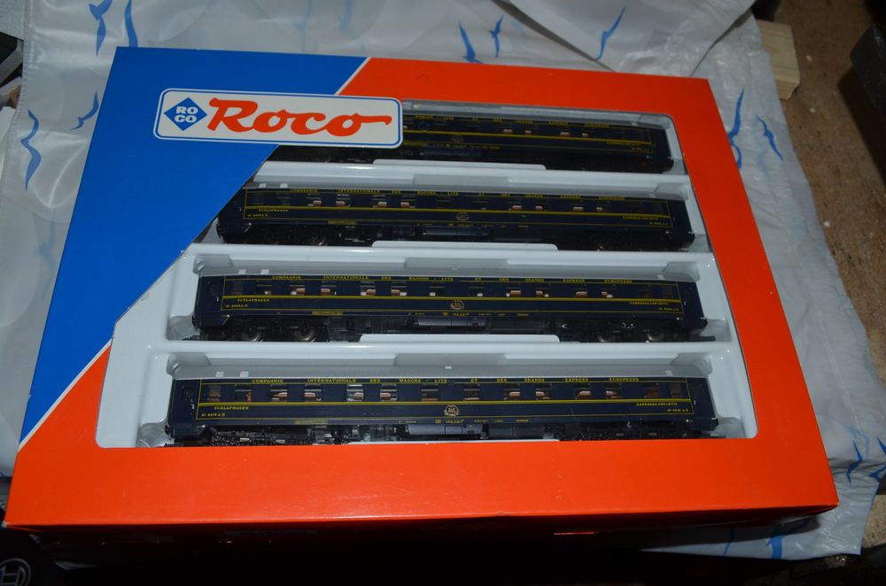 Roco 4-teiliges CIWL-Schlafwagen Set (Neu und originalverpackt) in für ...