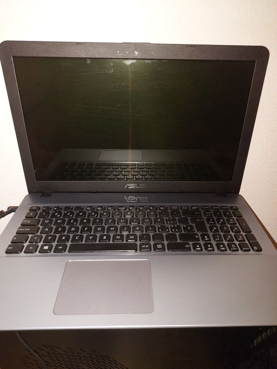Asus VivoBook R541U (Gebraucht) in Bevaix für CHF 100 – mit Lieferung ...