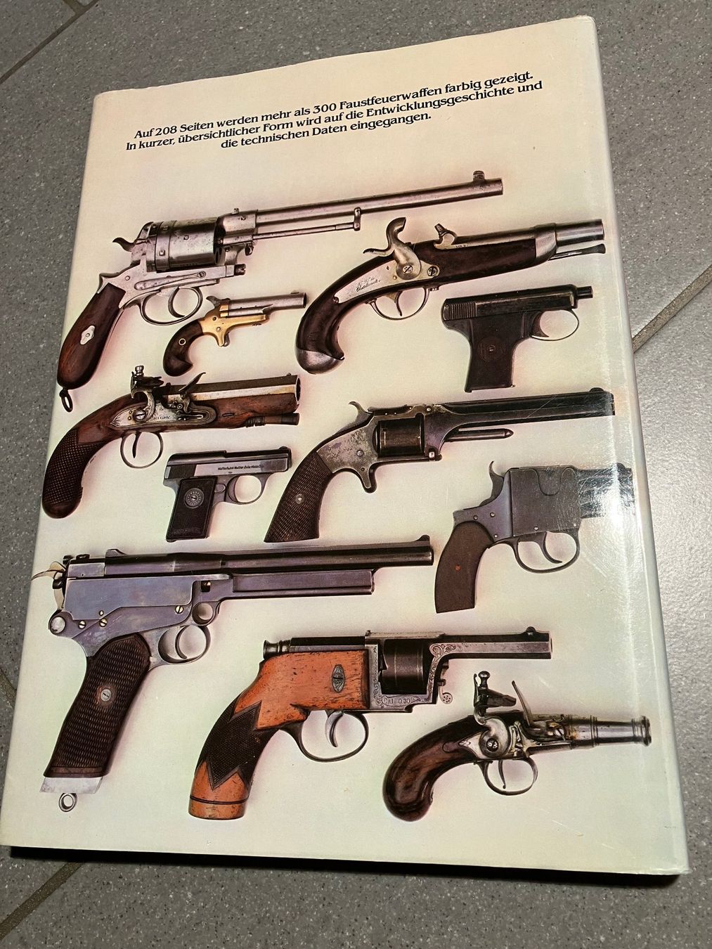 Faustfeuerwaffen aus 5 Jahrhunderten,Top Zustand! (Neuf (Voir ...