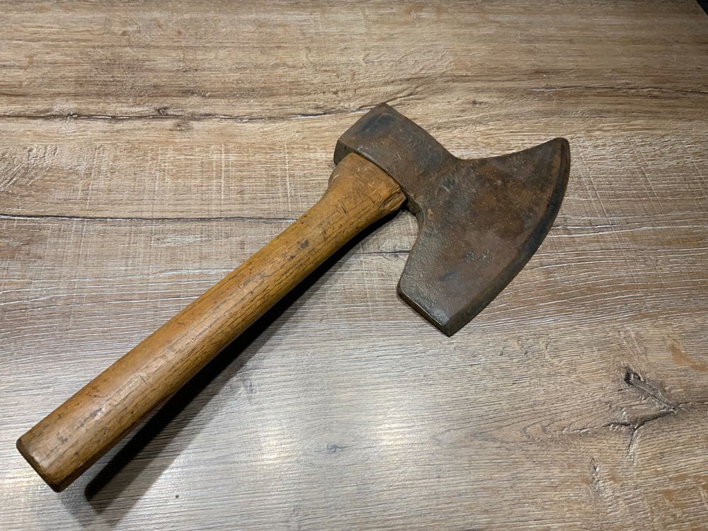 Antike Axt (Gebraucht) in für CHF 50 – mit Lieferung auf Ricardo kaufen