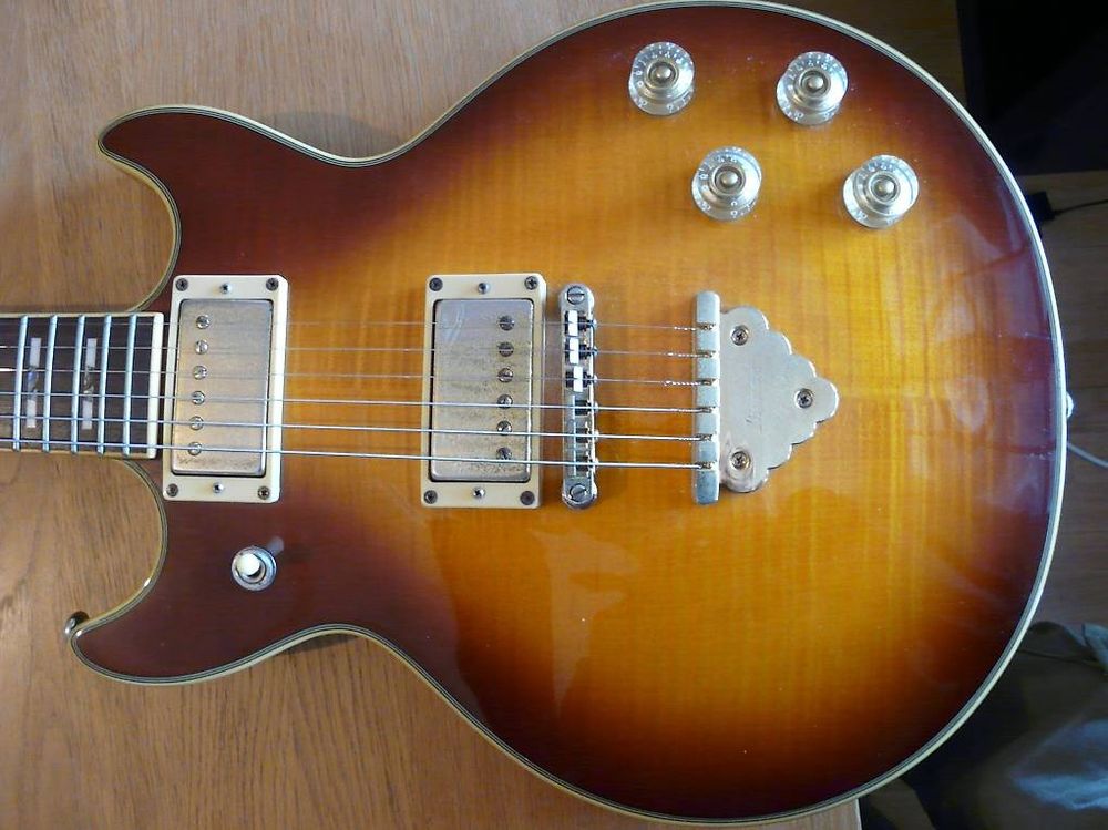 Ibanez AR300 (Gebraucht) in Niederönz für CHF 280 – nur Abholung auf Ricardo kaufen