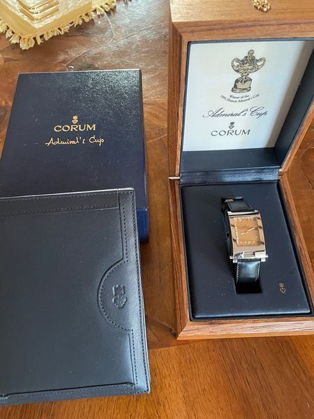 Corum Tabogan Stahl Quarz mit Box und Papieren (Gebraucht) in Ascona ...