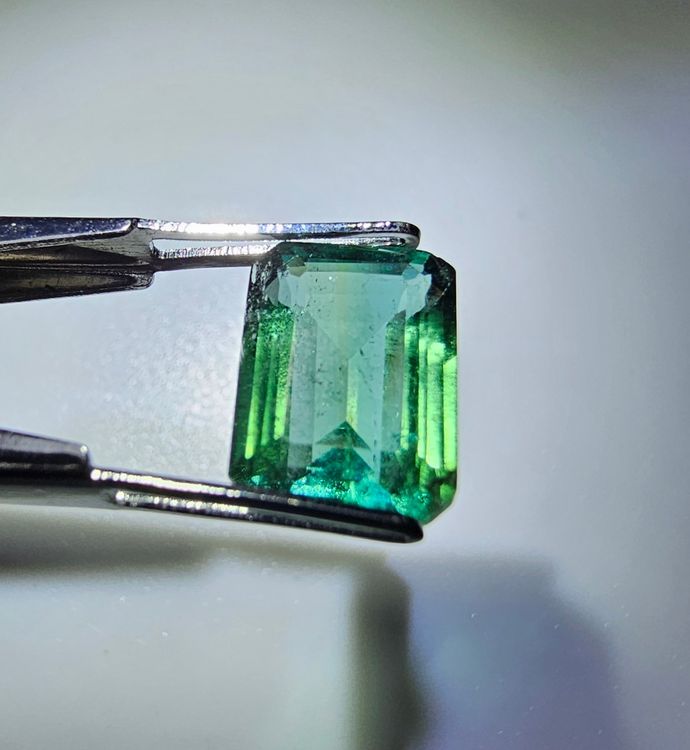 Natürlicher Turmalin Edelstein 4.83ct Verdelit mit IGI Rap. (Neu und ...