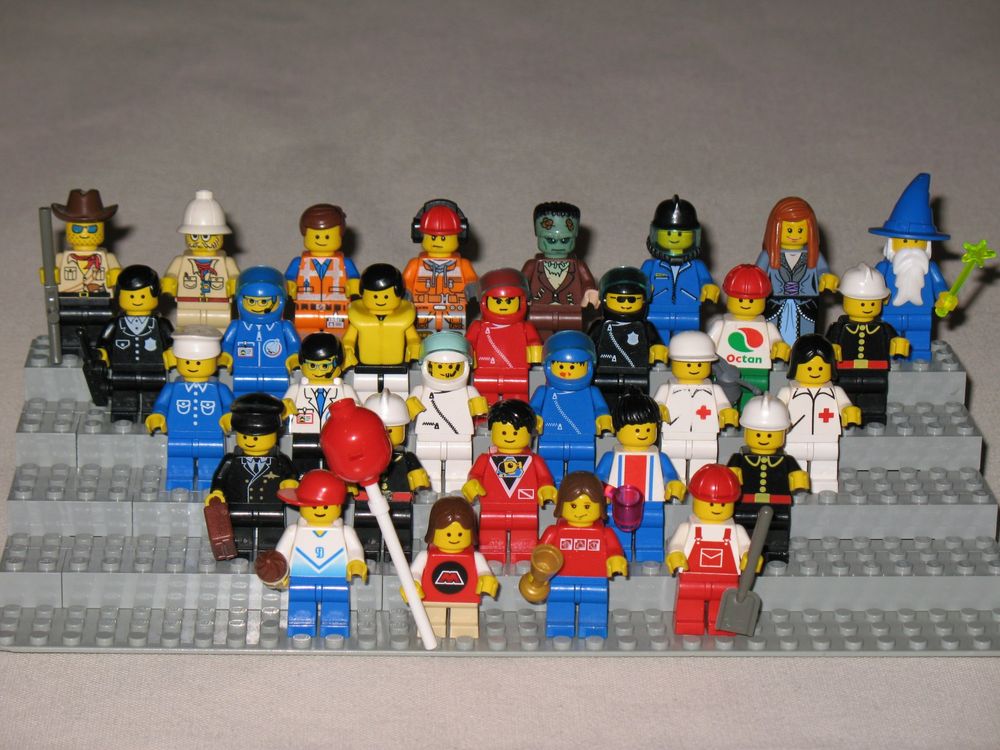 Lego 30 Figuren | Kaufen auf Ricardo