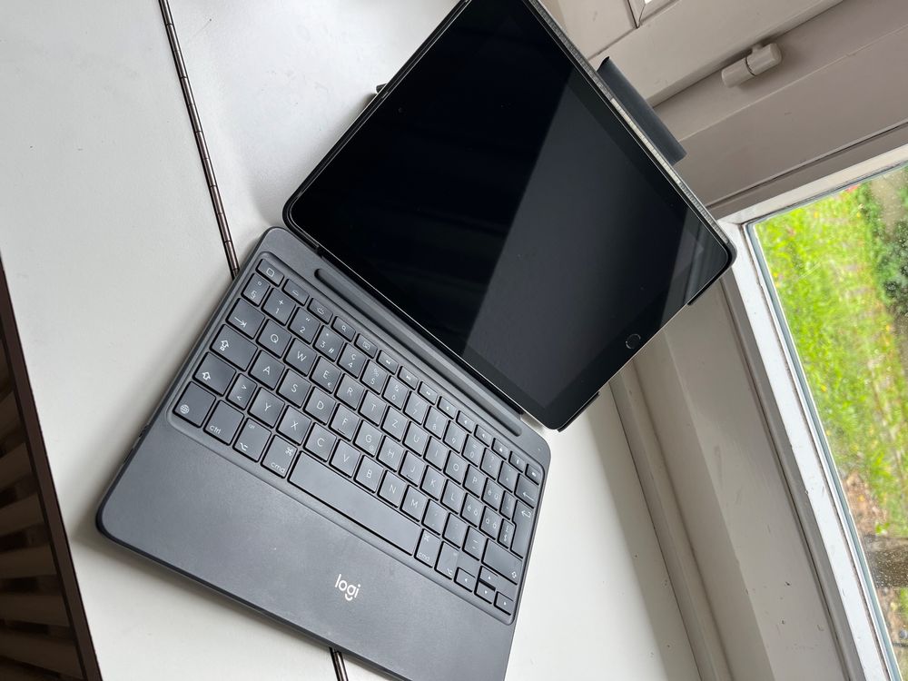 Ipad 6 Generation inkl Tastatur | Kaufen auf Ricardo