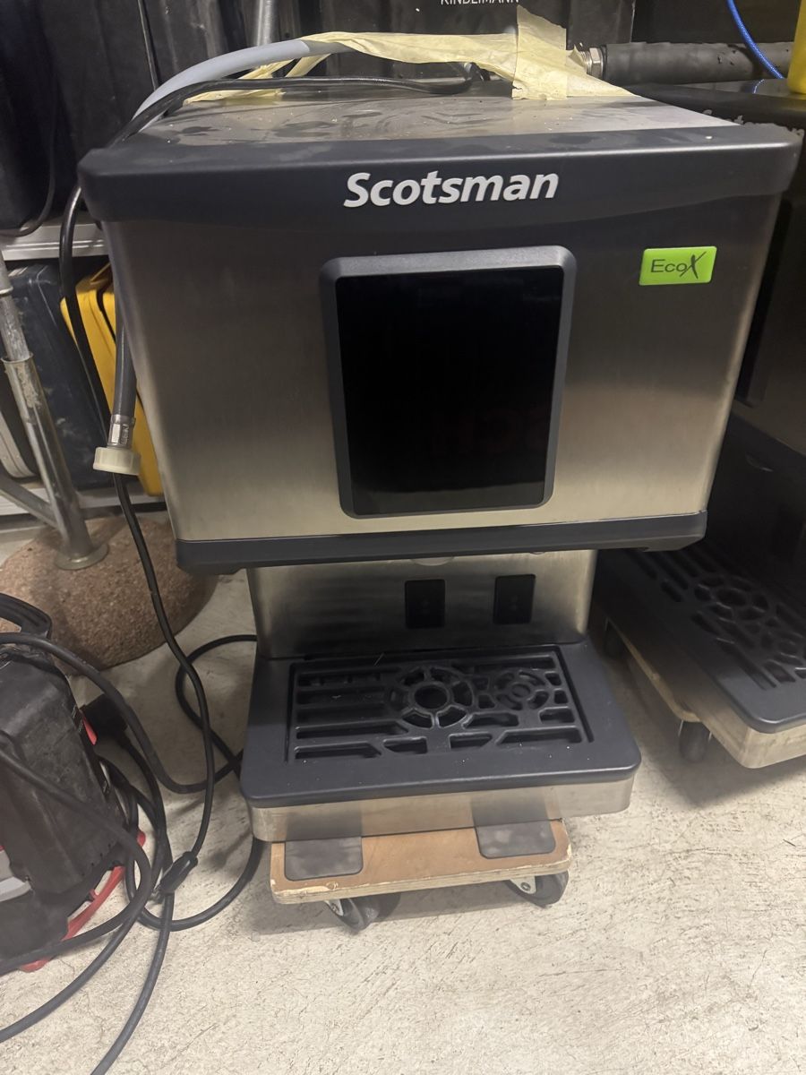 Scotsman Eiswürfelmaschine Eco X DXN107A Top (Gebraucht) in Horgen für ...