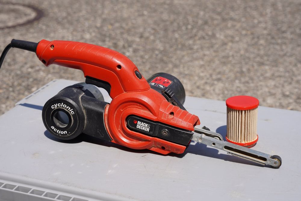 Black + Decker Powerfeile - Schleifmaschine | Kaufen auf Ricardo