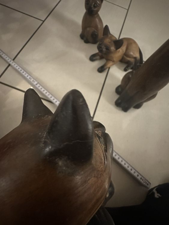 Holz Katzen Deko Figuren Set Katzen Holz Geschnitzt (Gebraucht) in ...