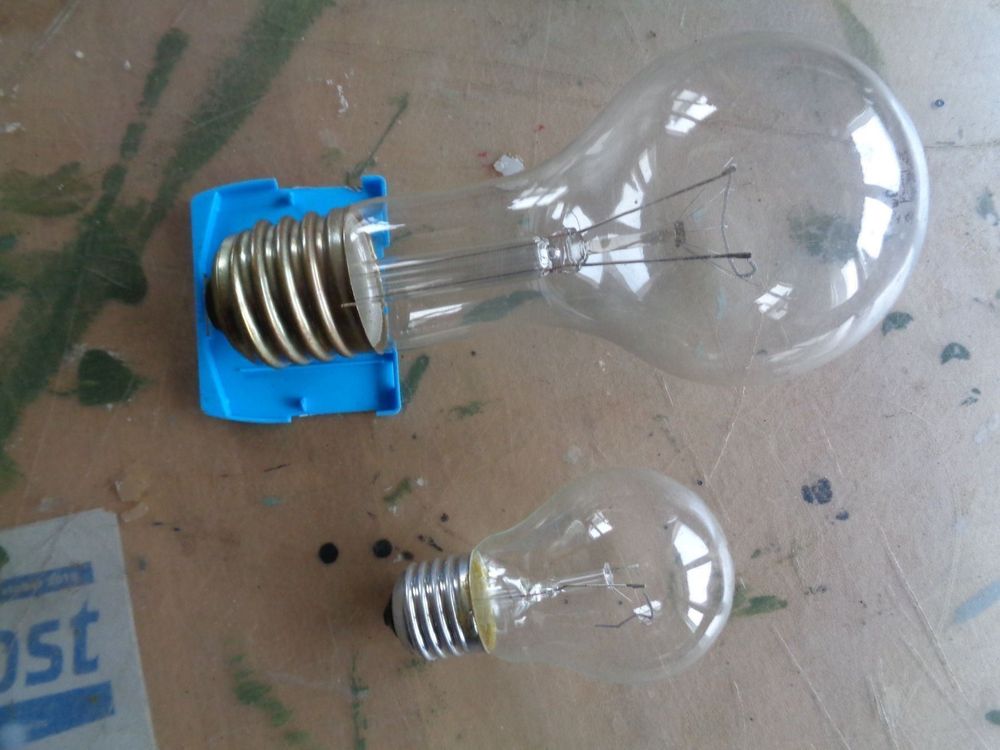 Grosse PHILIPS 300 Watt Fabrikglühbirne (Gebraucht) in Walde AG für CHF ...