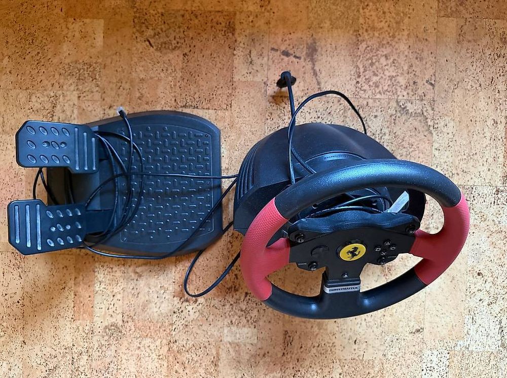 Thrustmaster T150 Ferrari Wheel Force Feedback (Gebraucht) in Geuensee ...