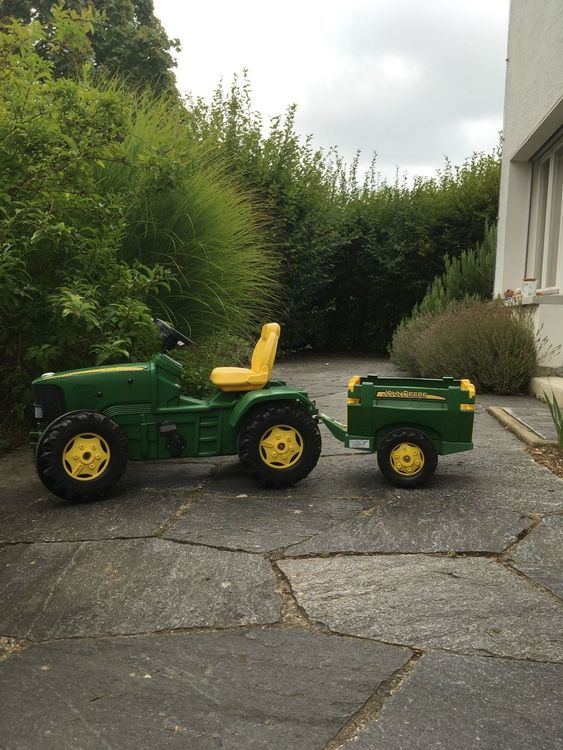 Trampel Traktor John Deere mit Anhenger (Gebraucht) in Ins für CHF 50 ...