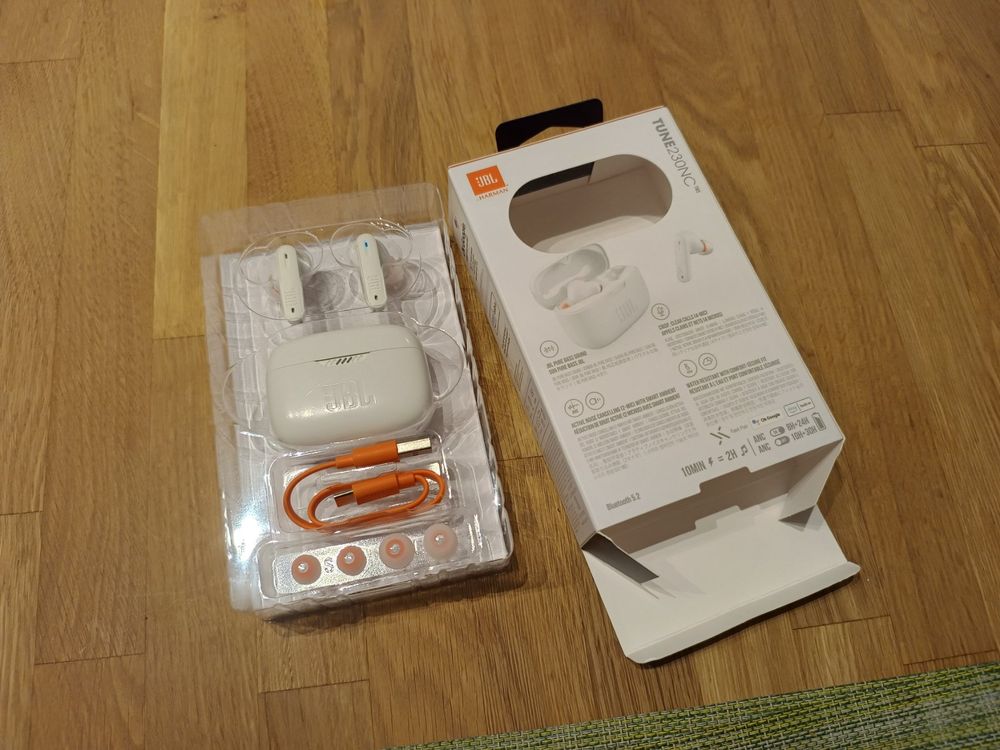 Defekt - JBL Tune 230NC (Defekt) in Birmensdorf ZH für CHF 6 – mit ...