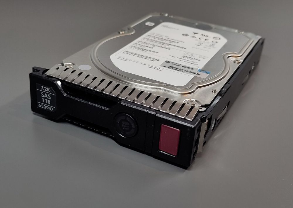 HPE 1 TB 7,2K 6 Gbit/s 3.5" SAS HDD | Kaufen auf Ricardo