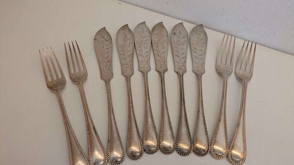 Antikes Silberbesteck (Gebraucht) in Ligornetto für CHF 8 – mit Lieferung auf Ricardo kaufen