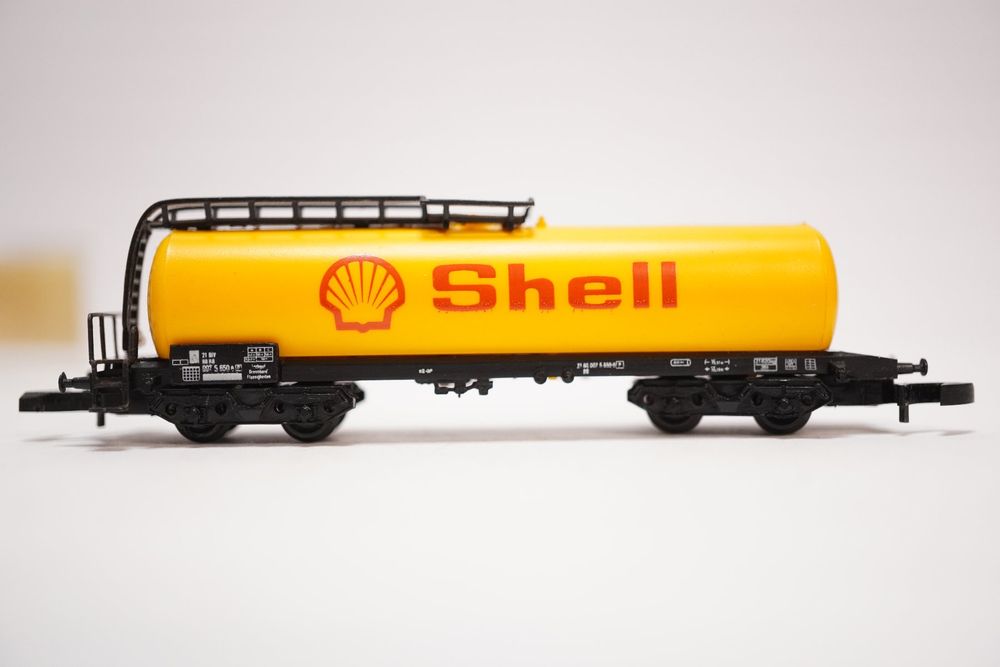 e33 Märklin 8658 DB Tankwagen Shell 4-achsig | Kaufen auf Ricardo