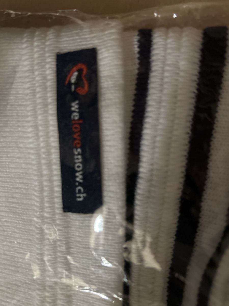 Mütze Raiffeisen SwissSki welovesnow.ch NEU und nie benützt (Neu und ...