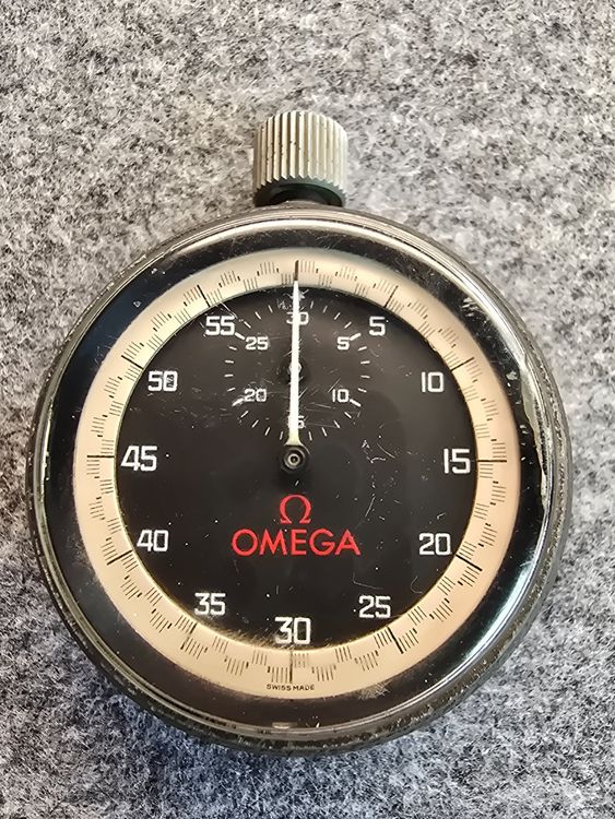 OMEGA "nuit spatiale" de 1970 (D'occasion) à Pully pour CHF 100 ...