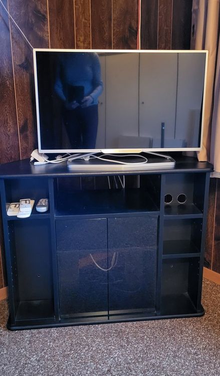 Fernsehe möbel mit Fernsehe (Gebraucht) in Rickenbach BL für CHF 30 ...