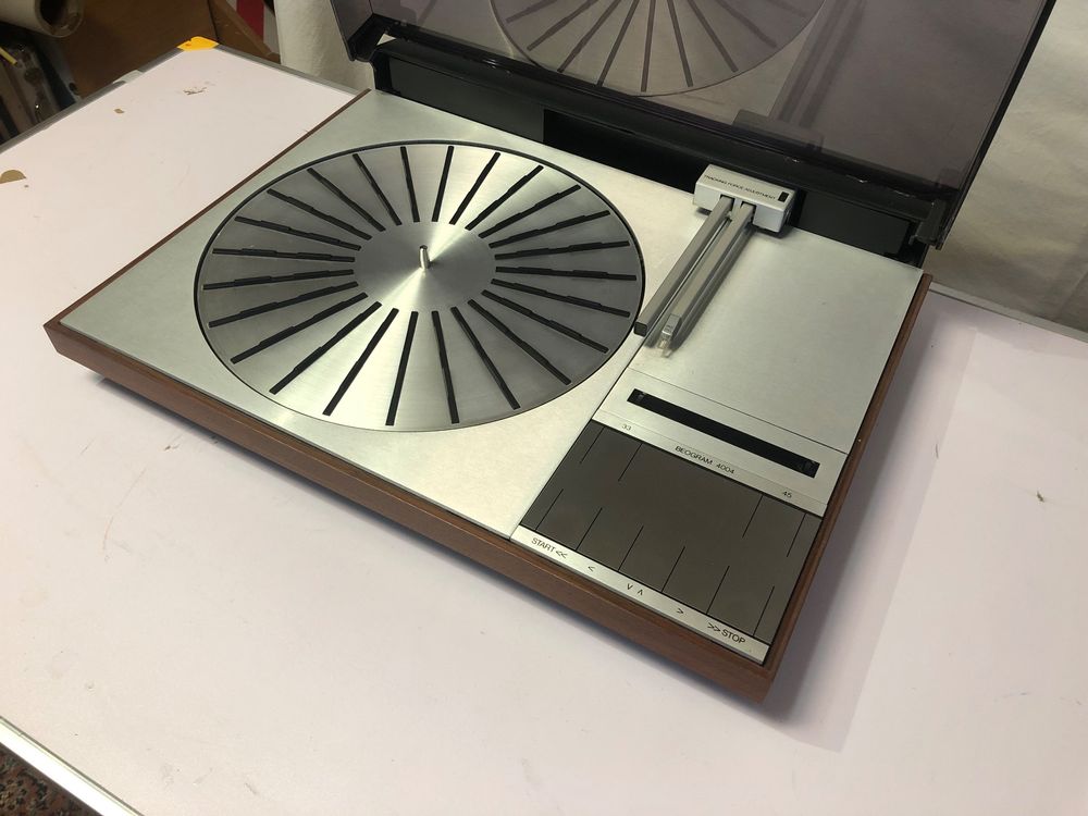 Beogram 4004 / Plattenspieler von B&O | Kaufen auf Ricardo