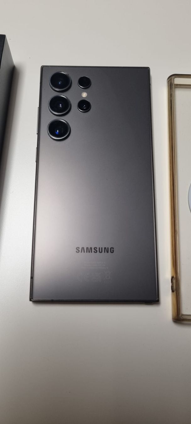 Samsung Galaxy S24 Ultra - Neuwertig mit Buds! Top Zustand (Gebraucht ...