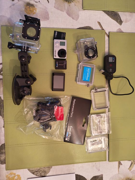GoPro Hero 3+ Action Cam Bundle – inkl. LCD Touch BacPac – W (Gebraucht ...