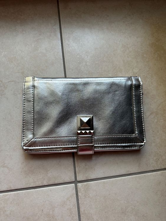 Wallet on chain zara (Neu (gemäss Beschreibung)) in Losone für CHF 8 ...