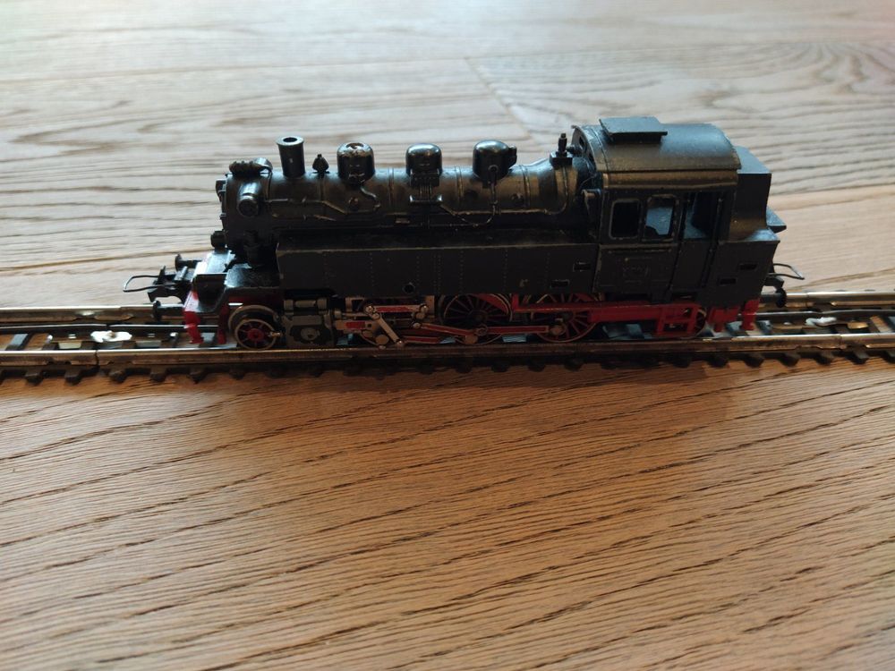 Trix Express 755 Dampflokomotive (22151) (Defekt) in für CHF 20 – mit ...