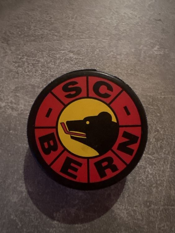 SC Bern Puck (Neu (gemäss Beschreibung)) in Düdingen für CHF 13 – mit ...