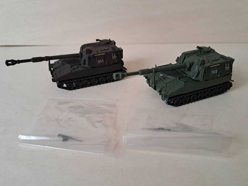2 Panzerhaubitzen der CH Armee | Kaufen auf Ricardo