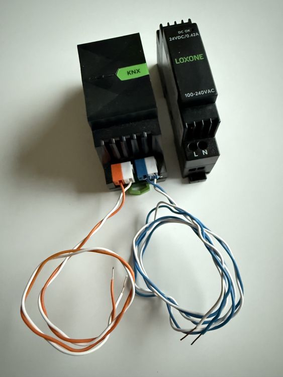 Loxone KNX Modul und Loxone Netzteil (Neu (gemäss Beschreibung)) in Bottmingen für CHF 570 – mit ...