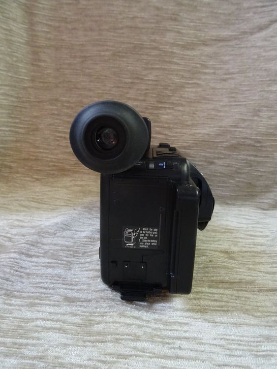 Sony Video Camera Recorder 8 CCD-F335E Handycam (Gebraucht) in Zürich ...