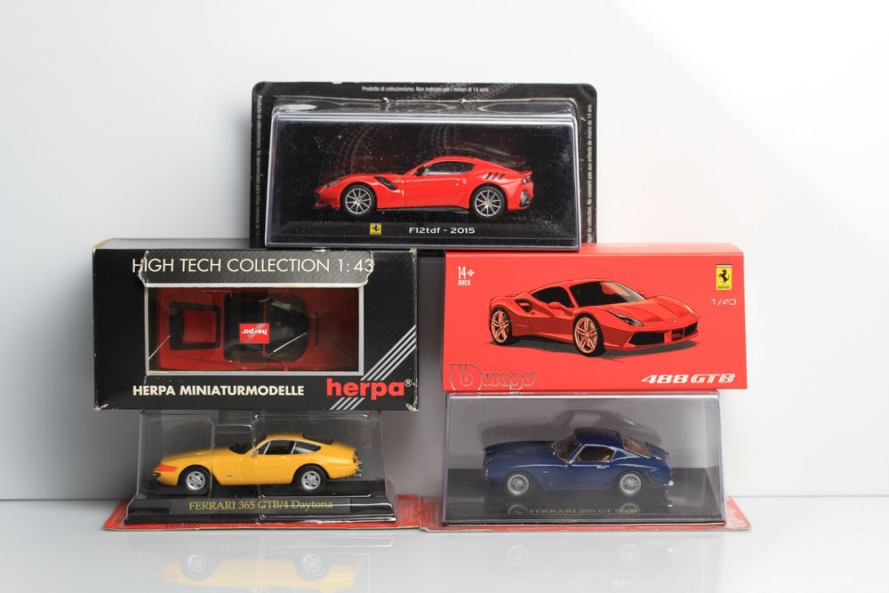 5x Ferrari 1:43 / F12 tdf / 488 GTB / 250 GT SWB / 365 GTB (Neu (gemäss ...