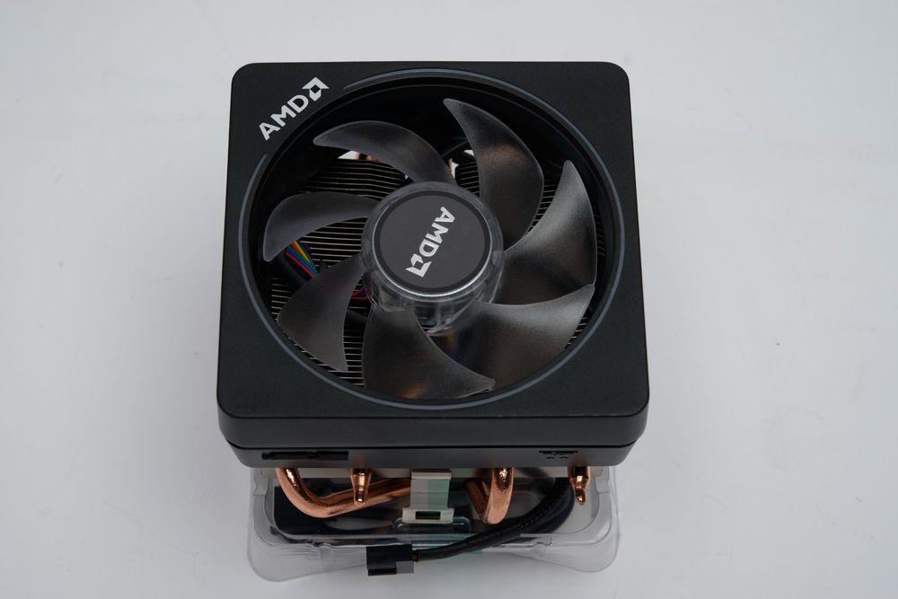 AMD Wraith Prism Cooler (Gebraucht) in Wallisellen für CHF 32 – mit ...