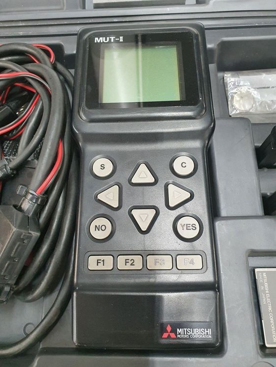 "MUT-II" Diagnose-Gerät für Mitsubishi (Gebraucht) in Zürich für CHF ...