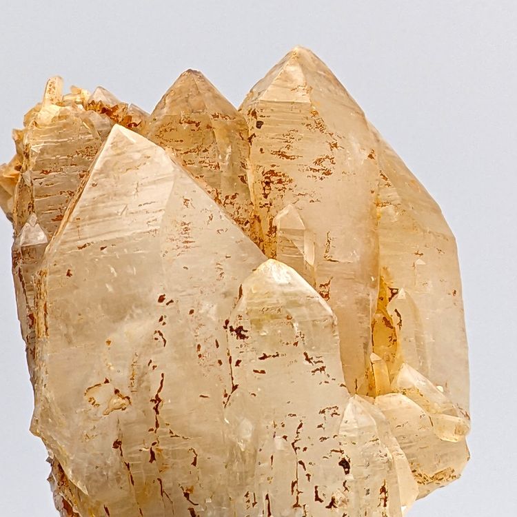 NATÜRLICHER GELBGESTREIFTER DELPHINIT-QUARZ, ALPIN, LIMONIT (Nuovo (secondo la descrizione)) a ...