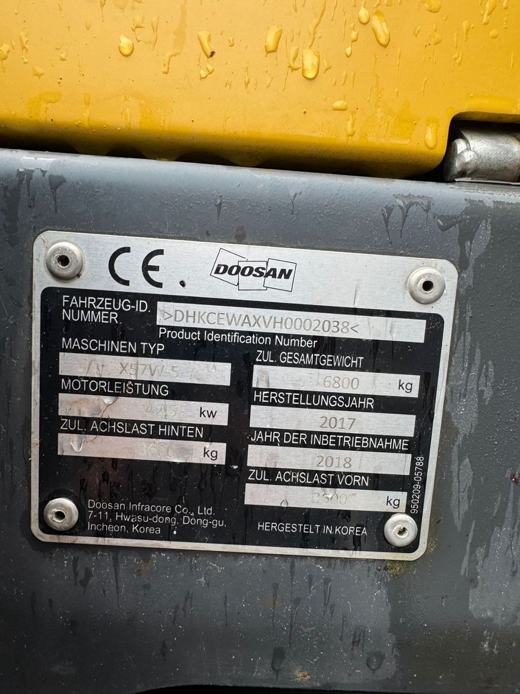 Doosan DX57 6.8tonnen mit 1x tief & 1x schwenklöffel (Gebraucht) in Egg ...