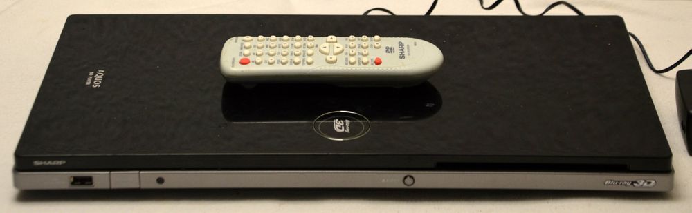 Sharp BD-HP90S, 3D Blu-ray Player, WLAN, Slim (Gebraucht) in Collonges ...