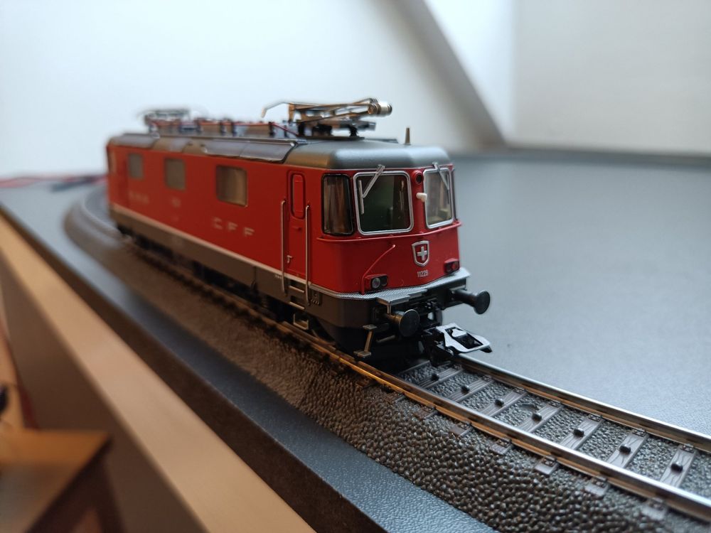 Märklin Re 4/4 II SBB Gehäuse 37348, Chassis 29481, digital (Gebraucht ...