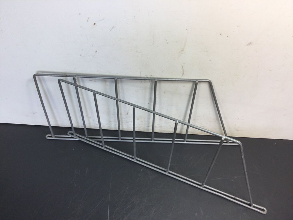 Gebrauchte String Regal Halter aus Eisen ohne Tablar (Gebraucht) in ...