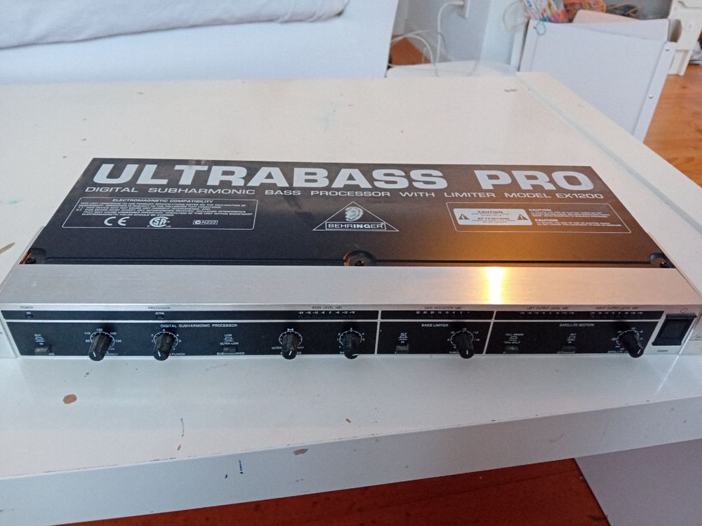 Behringer Ultrabass Pro EX1200 | Kaufen auf Ricardo
