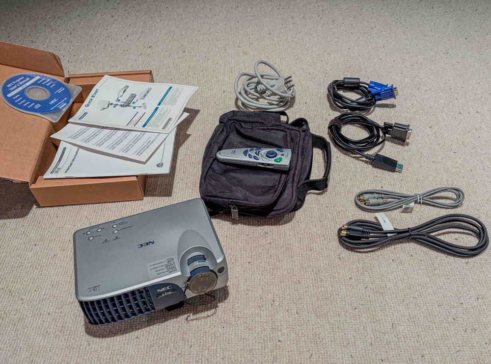 NEC LT10 Beamer (Gebraucht) in Binningen für CHF 30 – mit Lieferung auf ...