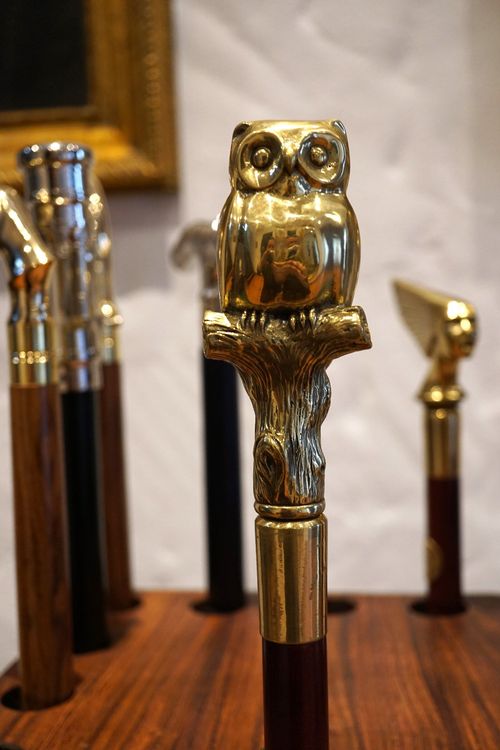 IMPOSANTER GEHSTOCK EULE AUS BRONZE SKULPTUR FIGUR | Kaufen auf Ricardo