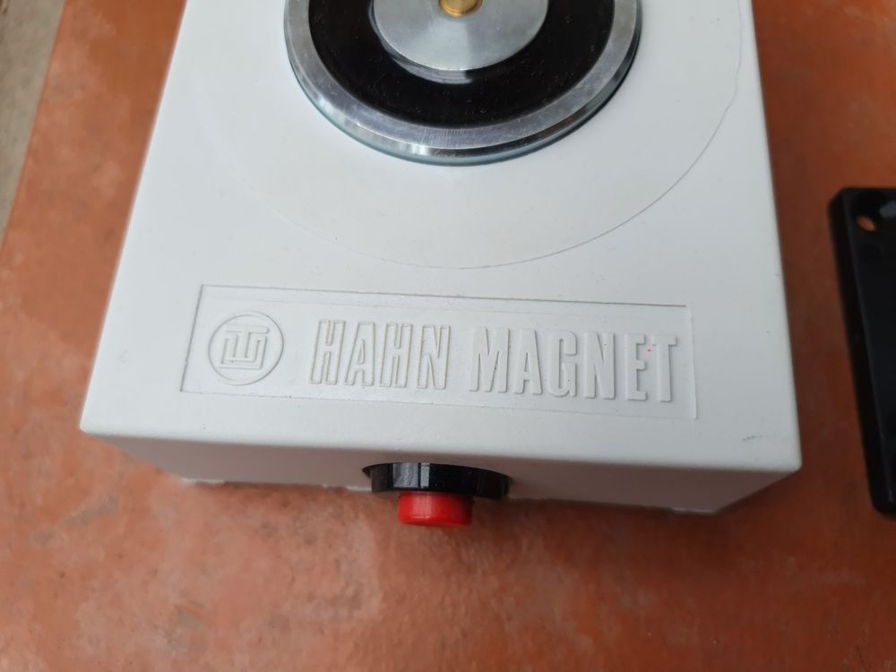 Türhalte-Magnet von HAHN-MAGNET 24 Volt mit Gegenstück (Neu (gemäss ...