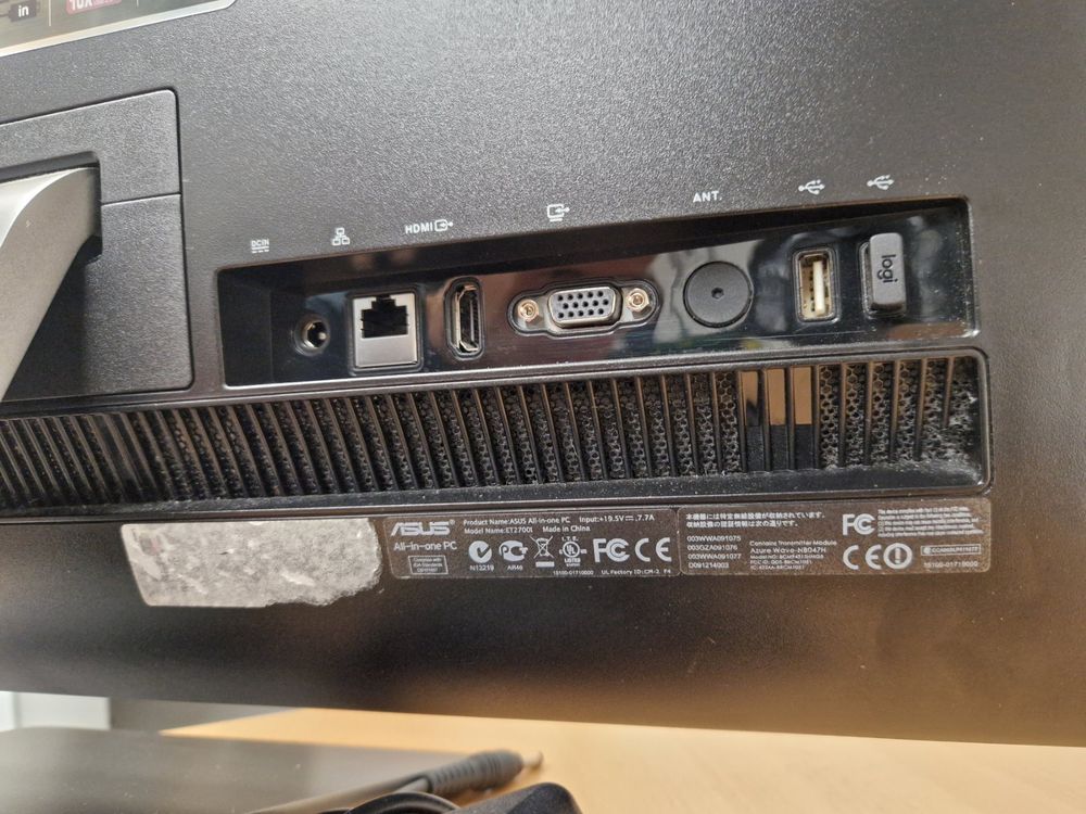 ASUS ET2700 27" All in One mit UBUNTU und 500 GB SSD ab 1.- (Gebraucht ...