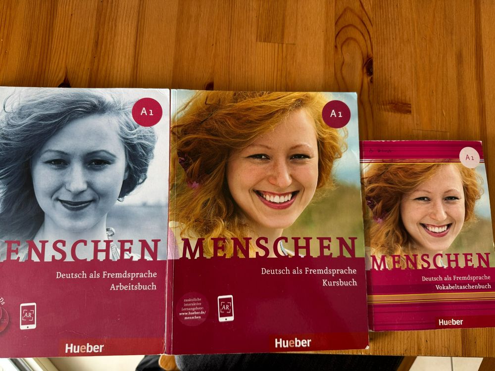 Menschen A1 Kursbuch, Arbeitsbuch, Taschenbuch CDs (Gebraucht) in Fribourg für CHF 10 – mit ...